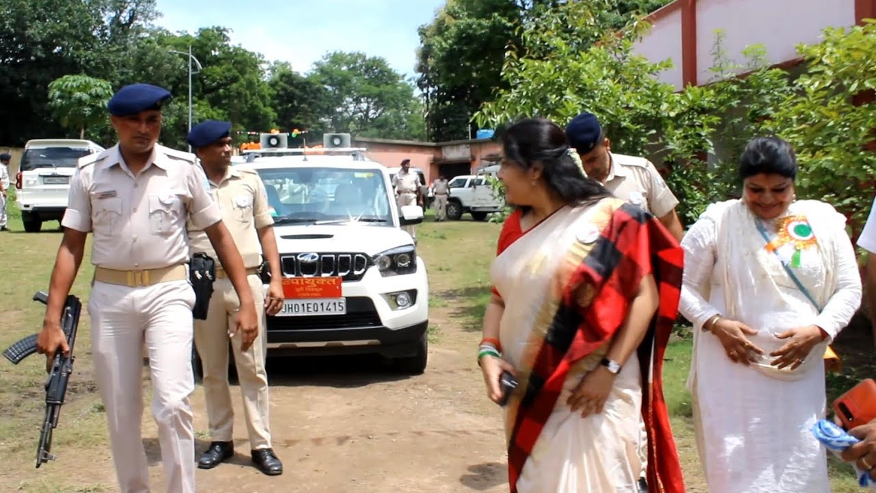 IAS High Security || Deputy Commissioner Vijaya Jadhav IAS High ...