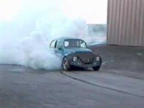 vw beetle burnout - YouTube