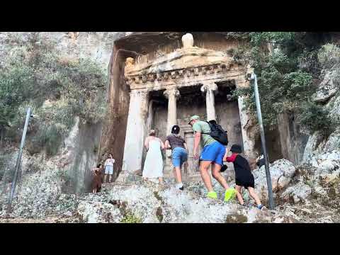 Fethiye kaya mezarları…Ana Mezar..