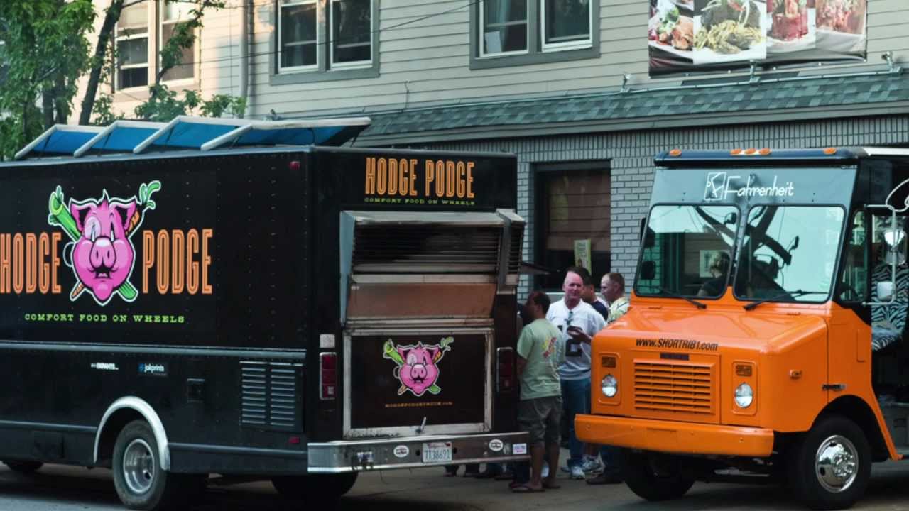 Mainstream Food Trucks; Sizzler and Subway Join Street Food Trend - YouTube