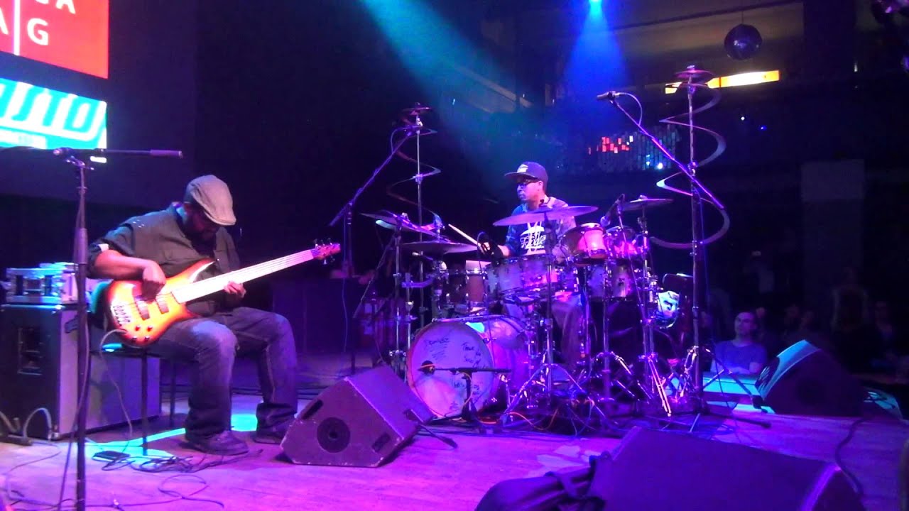 CHRIS DAVE & DRUMHEDZ (HD) - YouTube