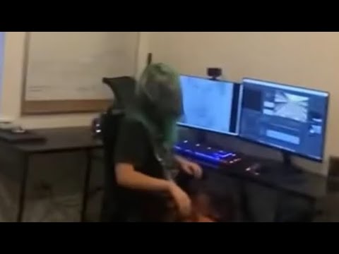 Smokeebee gets hit in the face - YouTube