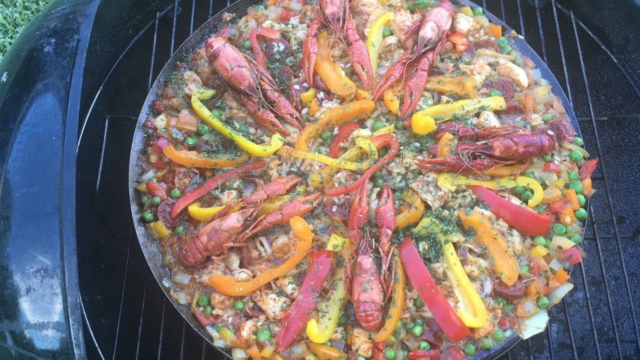 Crawfish Paella on the Weber Kettle: A Collaboration with Three Great ...