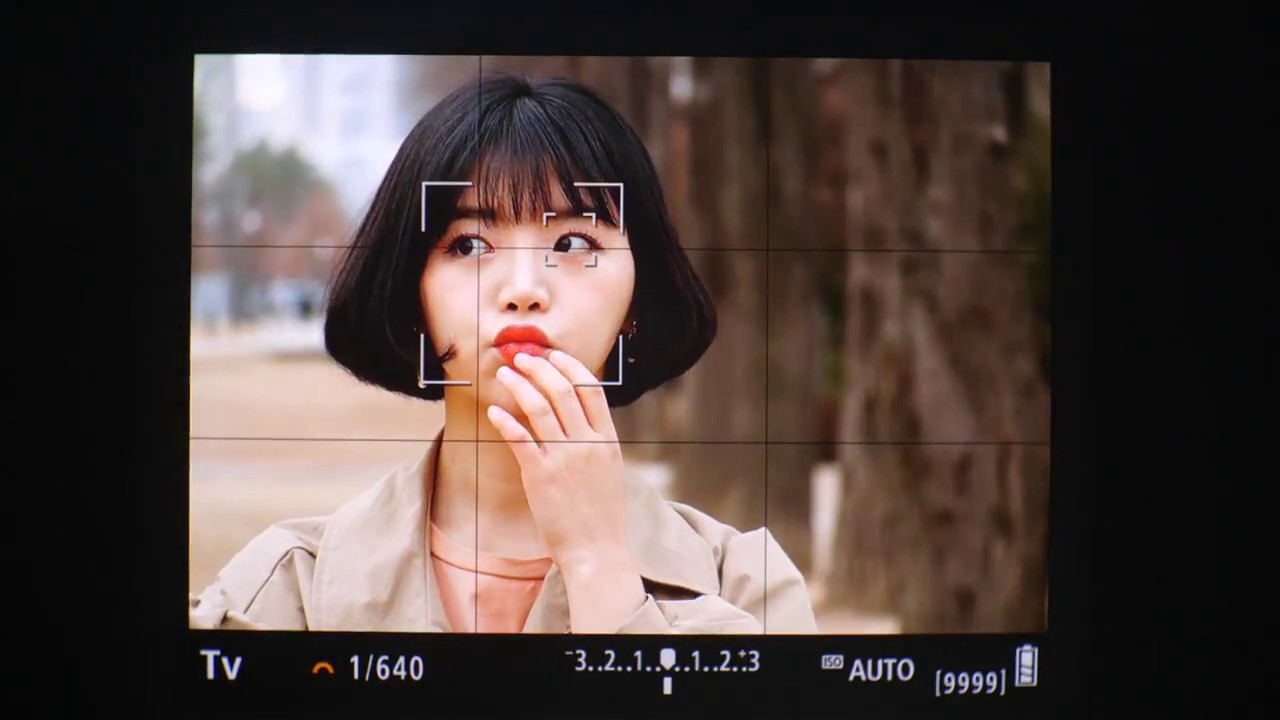 Canon EOS M50 Eye AF Finder - YouTube
