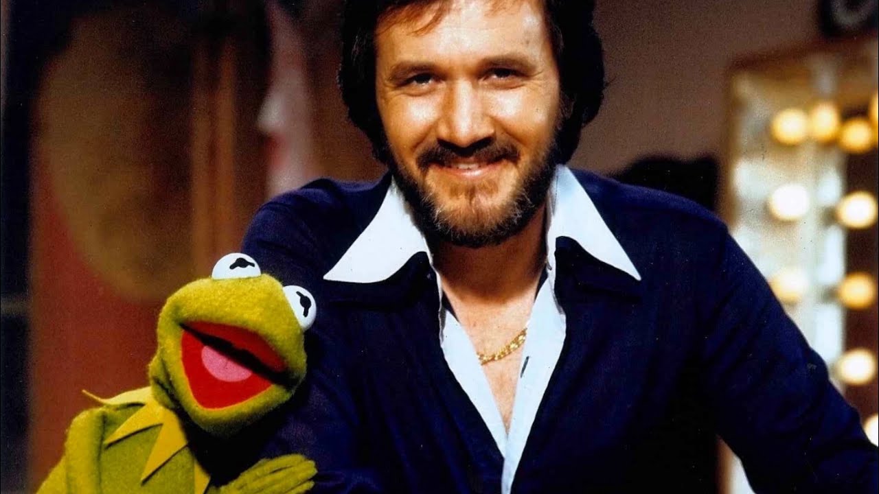 The Muppet Show Episode #321 Roger Miller Intro - YouTube