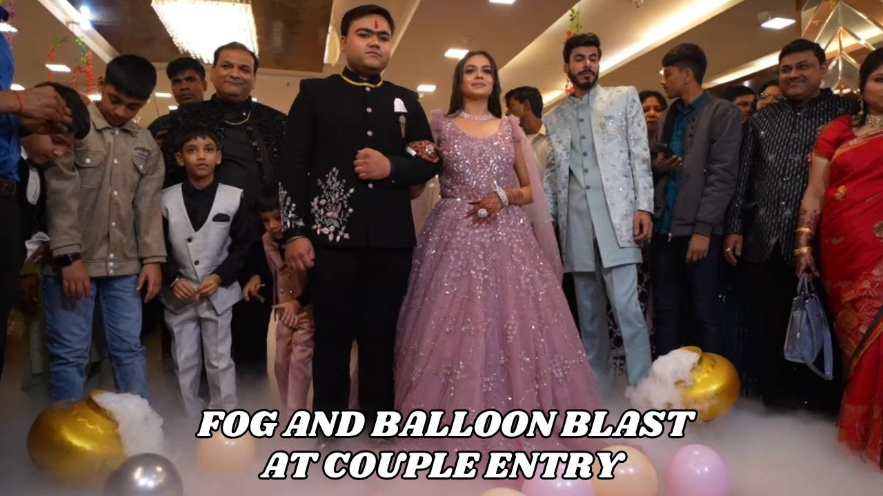 💑 Couple Entry with Matka Fog & Balloon Blast 🎈 - YouTube