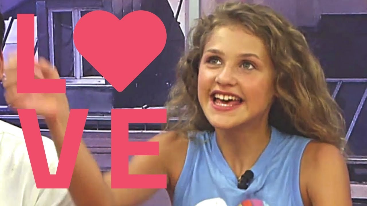 LOU EST-ELLE EN AMOUREUSE ️ ️?[CONFIDENCES-ASK] - YouTube