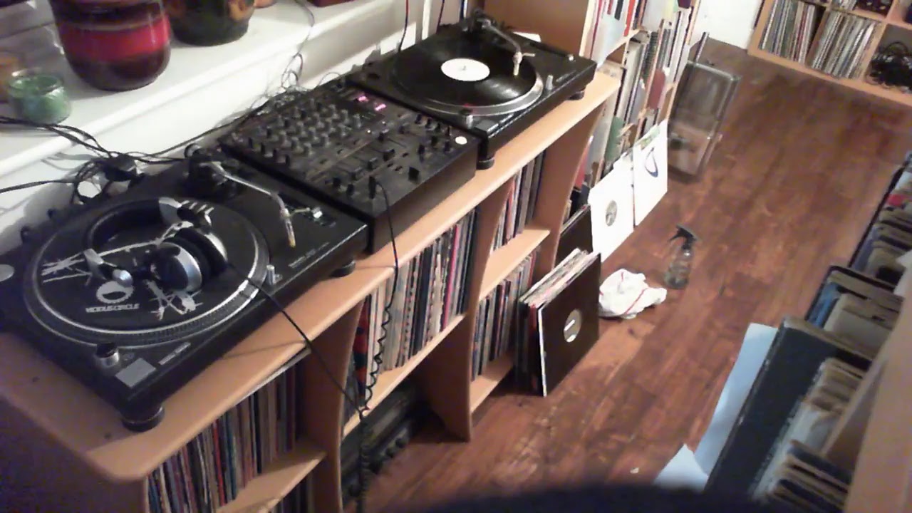 VINYL HARD HOUSE CLASSICS LIVE MIX - 6TH FEB - YouTube