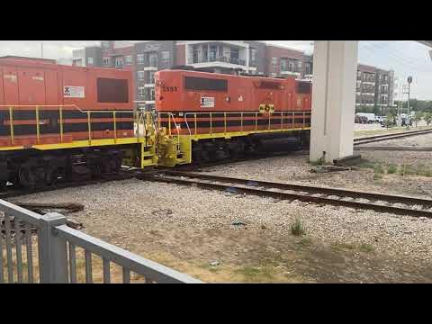 DGNO 145 & 3553 N Broadway St Railroad Crossing Downtown Carrollton TX - YouTube