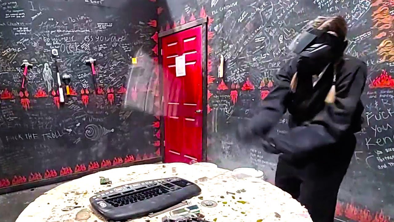 8 MINUTES OF GAMER RAGE #103 - YouTube