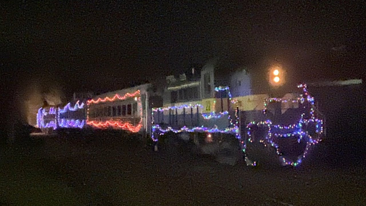 My first Christmas train! YDHR 22 north - YouTube