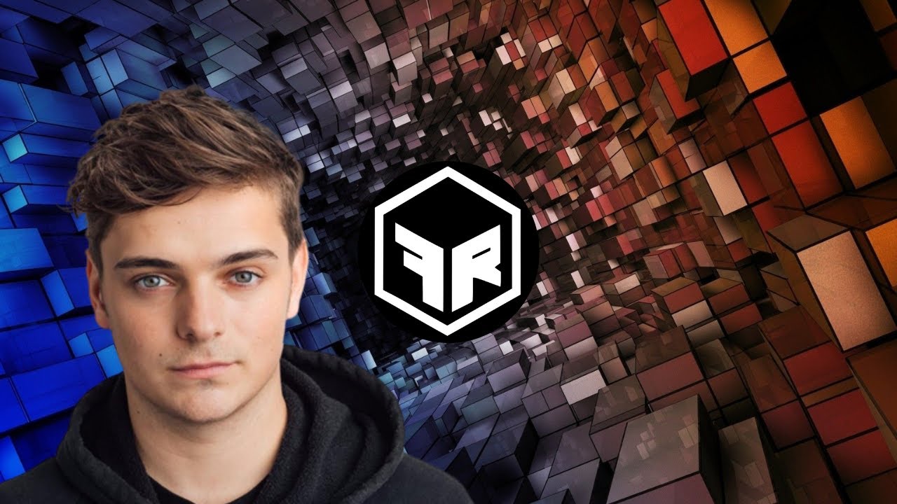 Martin Garrix & DallasK - Stuck In A Loop (Feat. Au_Ra)(Visual) - YouTube