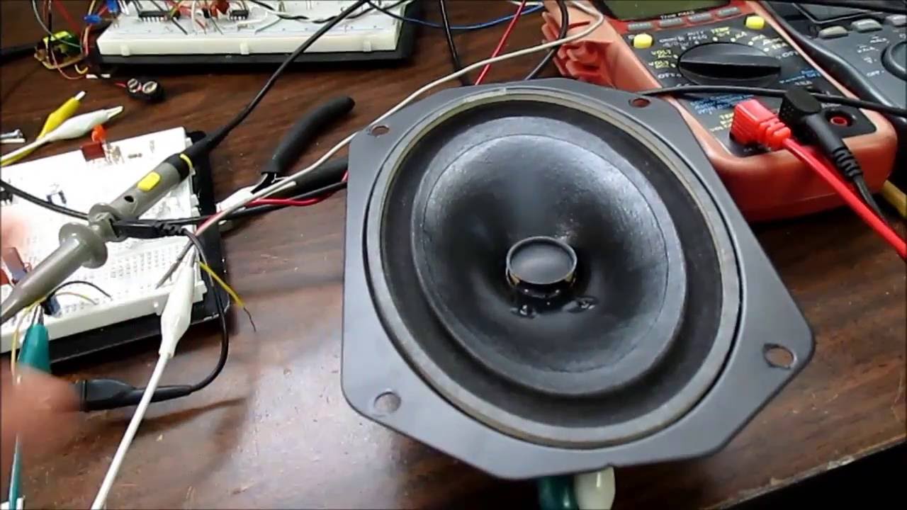 Connecting speakers to preamp (trap for young players) - YouTube