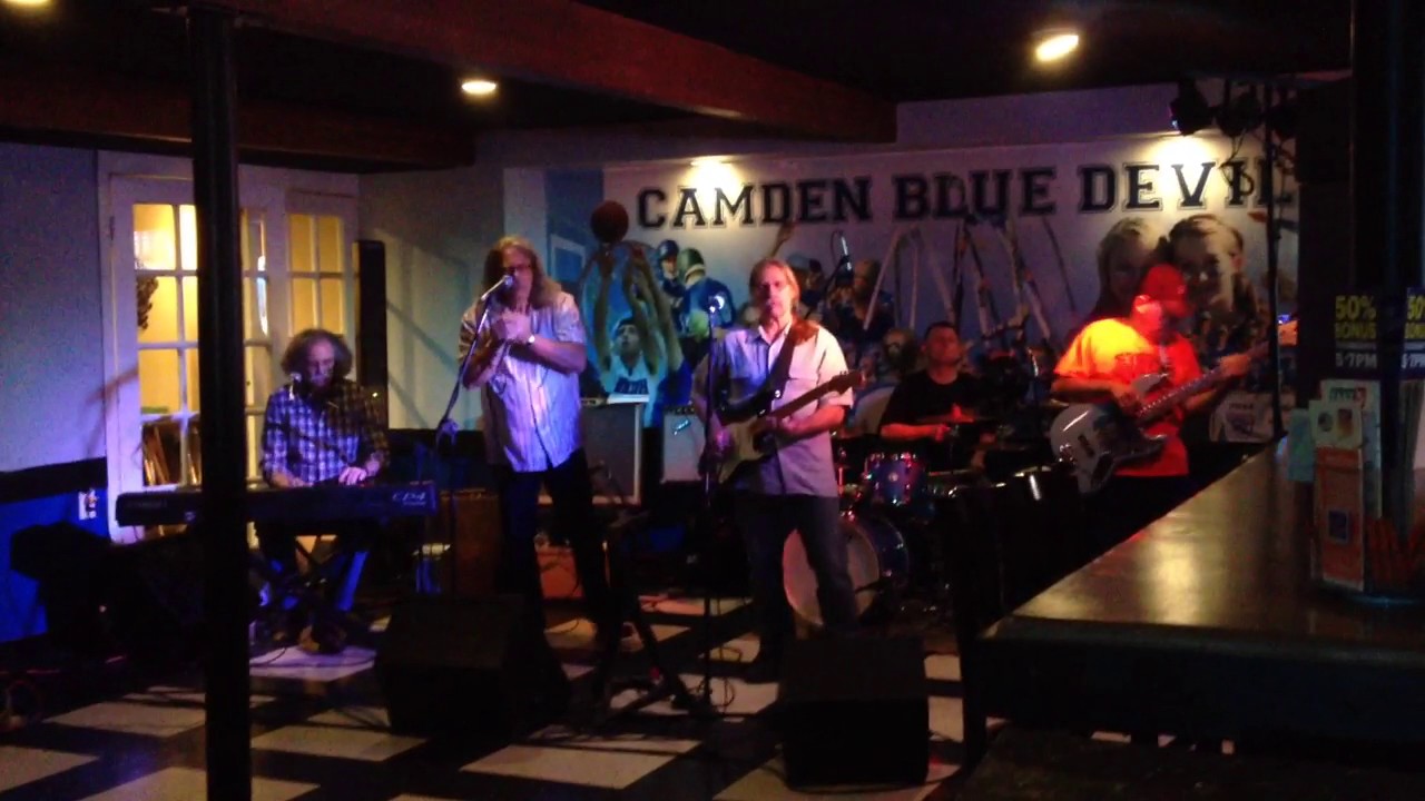 Moss Back Mule Band with Jeff Baker @ Nicole's - He's Got a Hole in his ...