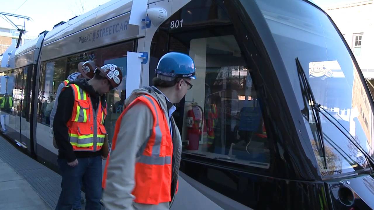 KC Streetcar Overhead Wires Safety Video - YouTube