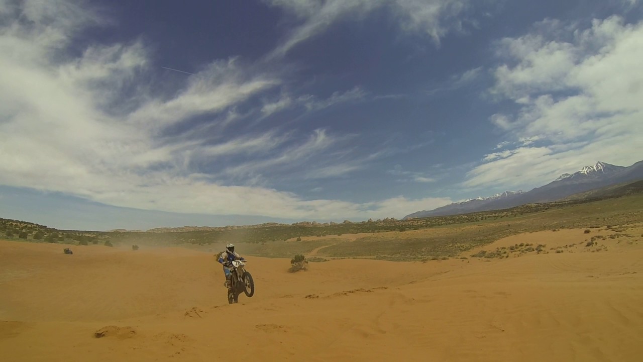jumping sand dunes in moab - YouTube