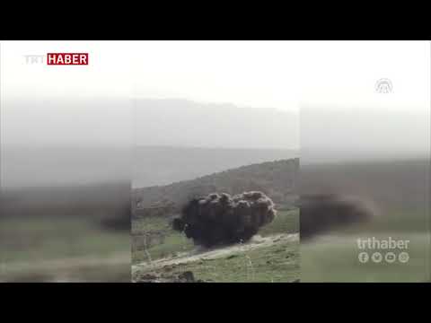 Hakkari Çukurca'da teröristlerin tuzakladığı patlayıcılar imha edildi.