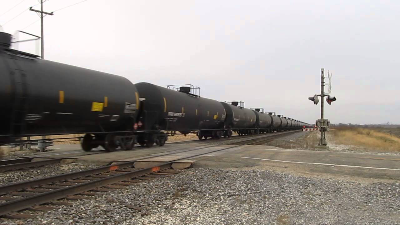 BNSF Crude Oil Train at Edelstein, IL - Nov. 15, 2014 - YouTube