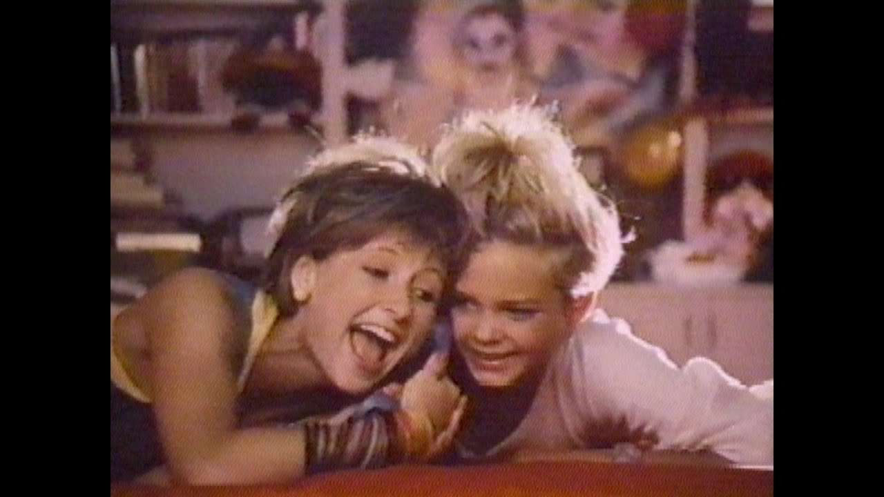 Retro Bell Canada Commercial from the 80s - What a Song! - YouTube