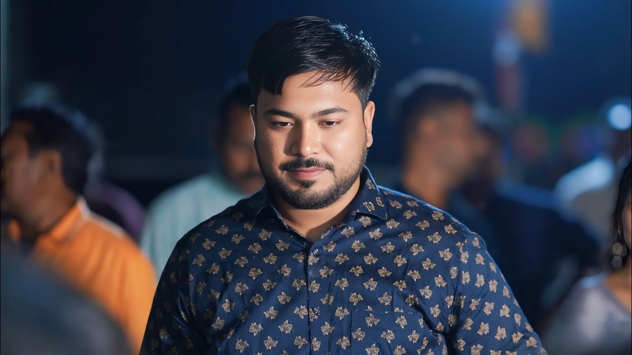 Sketch Artist Akshay Dongre is live - YouTube