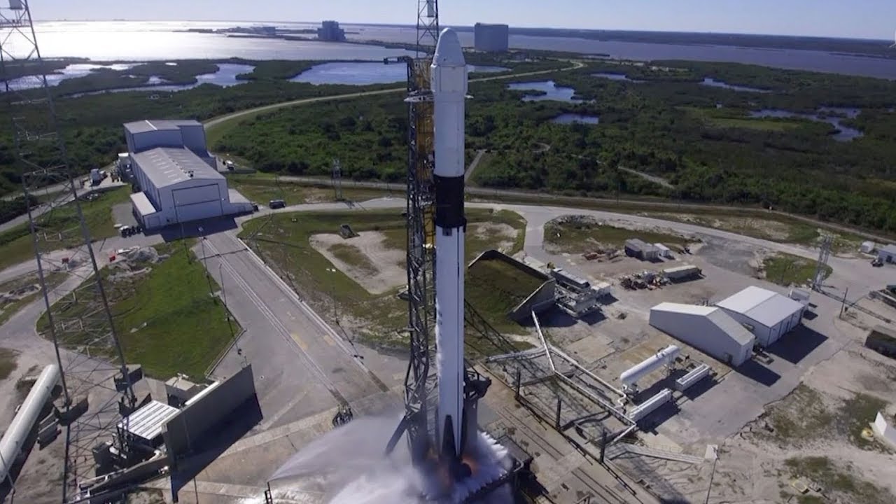 NASA, SpaceX ship holiday cheer to the ISS - YouTube