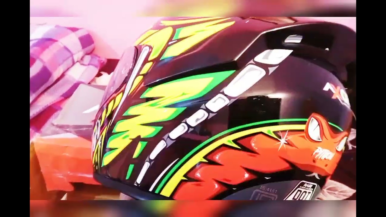 Unboxing AXOR Python helmet - YouTube