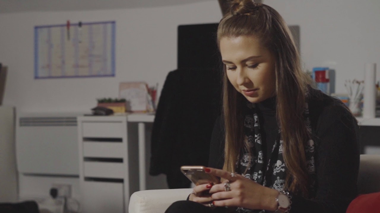 How to use the Cardiff Bus app - YouTube