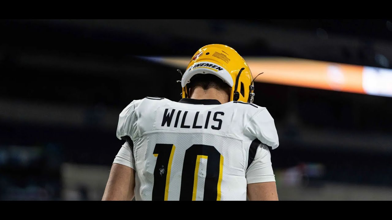 QB Ryan Willis Jumps on Ship, Joins the Showboats after Battlehawks Release - YouTube