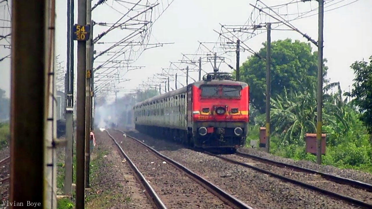 The Ultimate -Duronto Face Off with Shatabdi - WAP-4 Vs WDP-4 ...