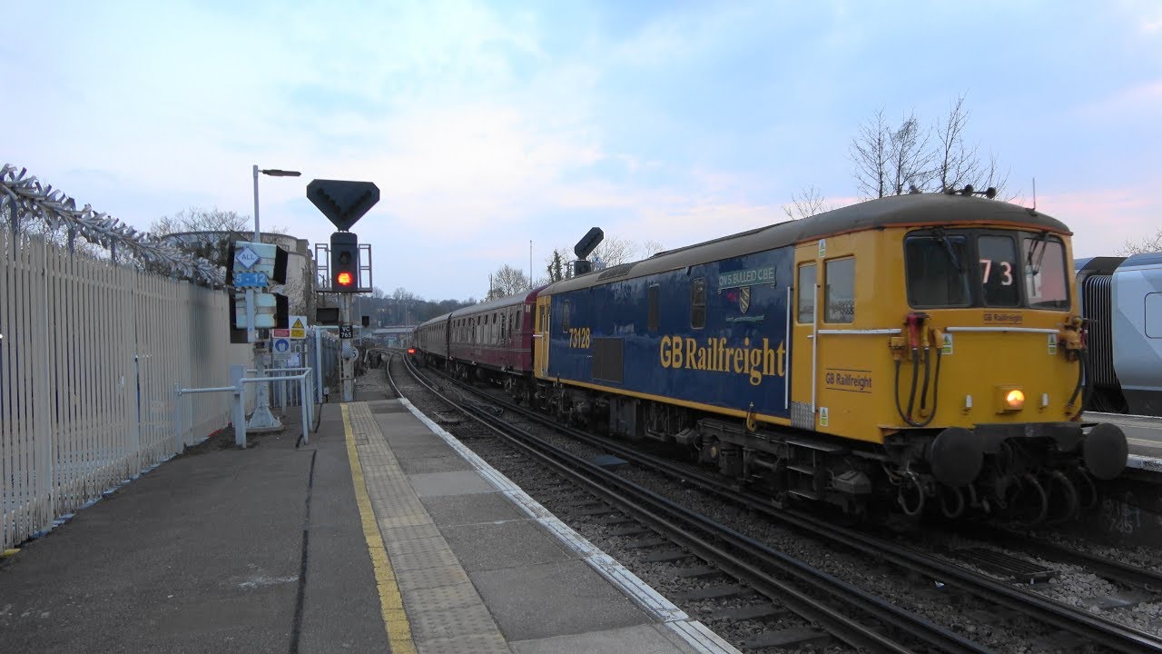 (4K) Ye Olde Black Friar - UK Railtours - GB 73128 + LU 4TC + GB 73109 ...