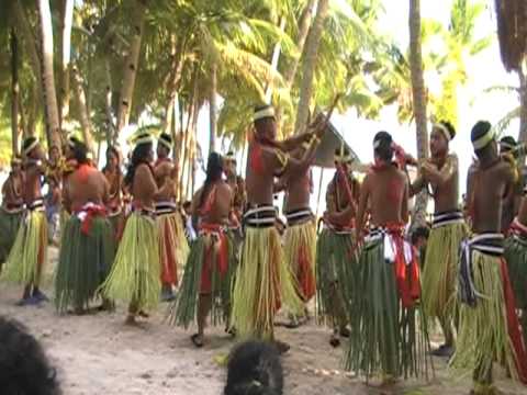 Ulithian dance - YouTube