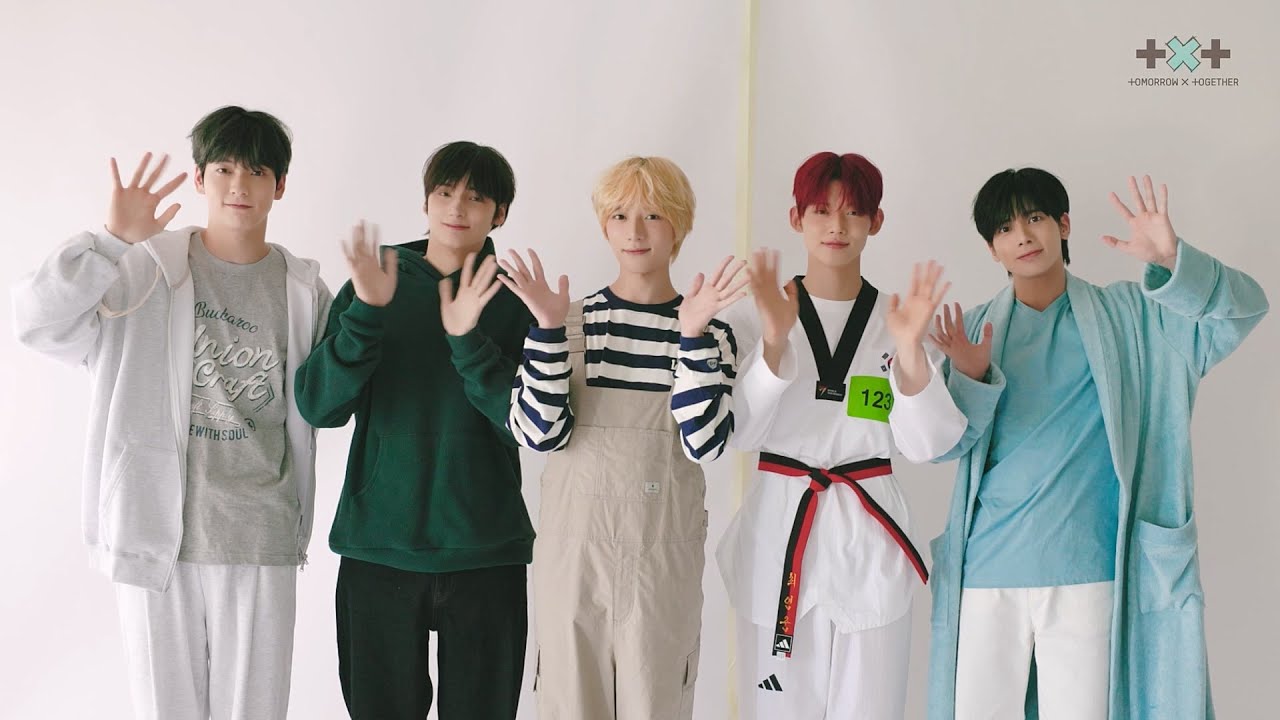 [GREETING] TXT (투모로우바이투게더) GLOBAL OFFICIAL FANCLUB MOA MEMBERSHIP - YouTube