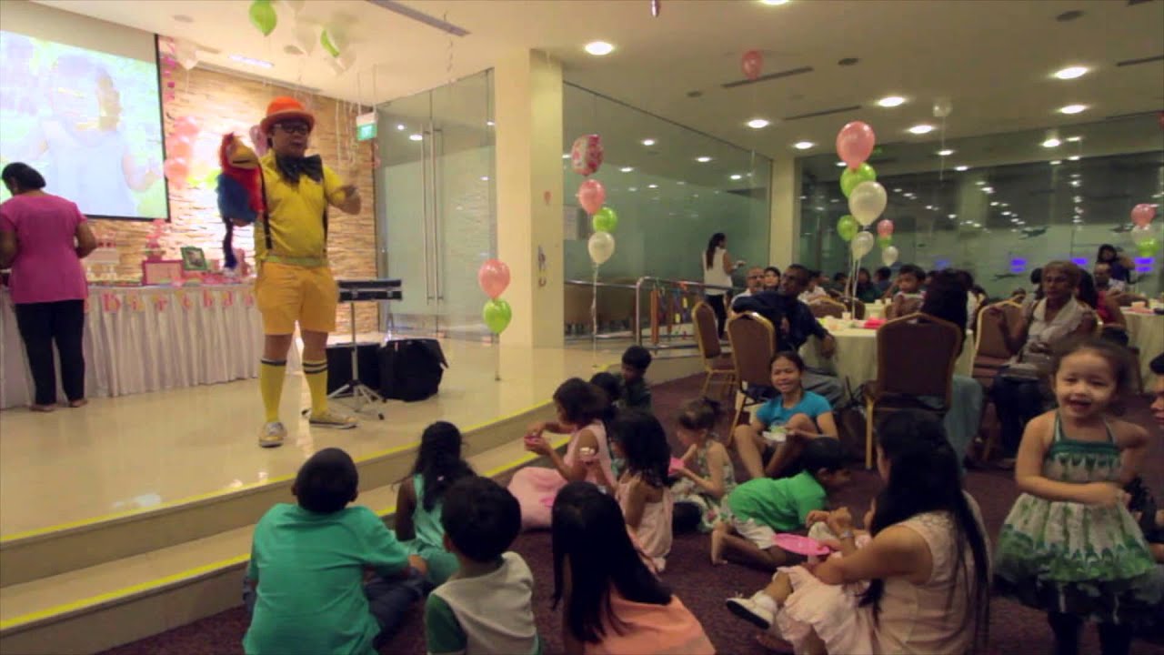 Mr Egg's Magic show ( Show Reel ) - YouTube