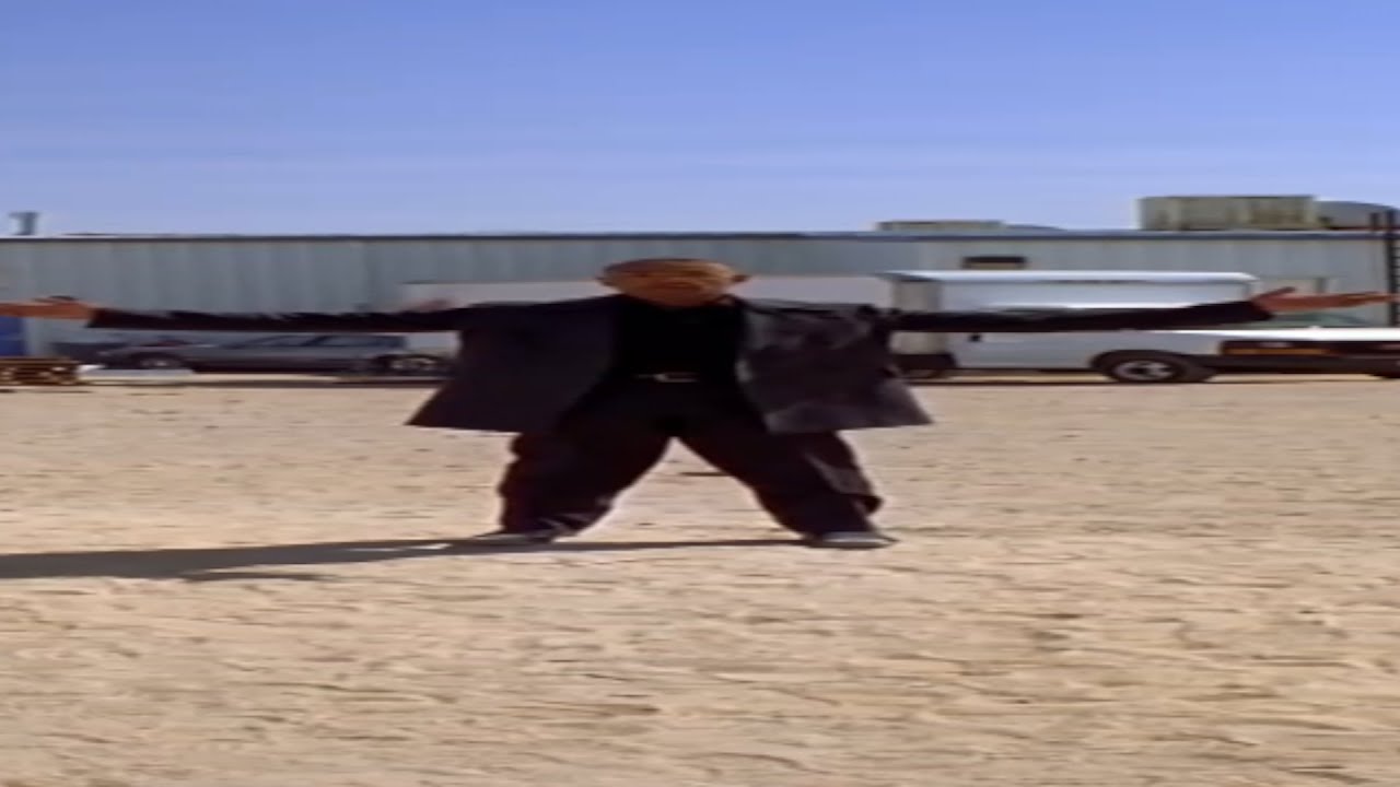 wide gus fring - YouTube