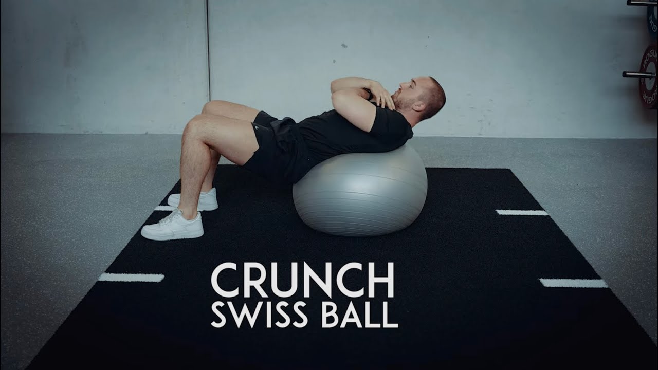 Crunch ∙ Swiss Ball - YouTube