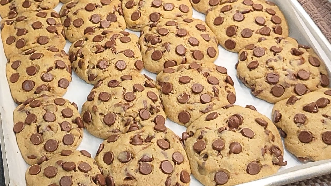 Wow! Soft & Chewy Irresistible Chocolate Chip Cookie Recipe |How to ...
