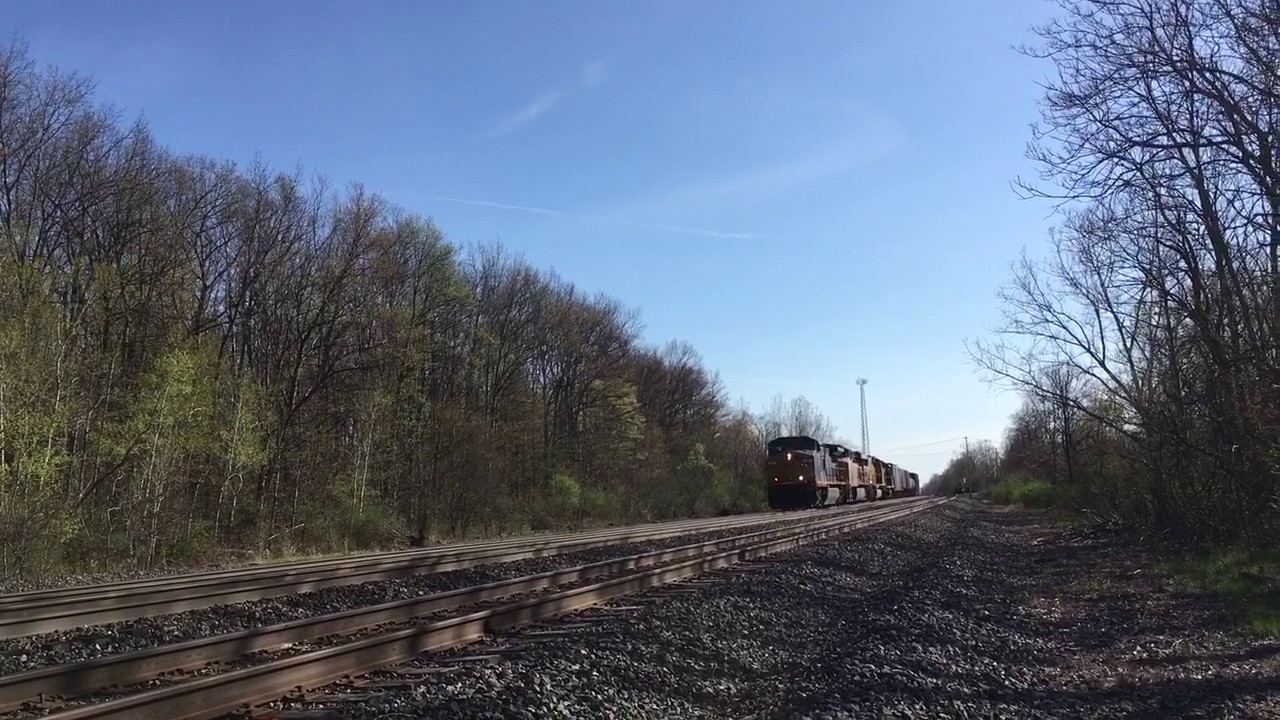 CSX Q384 w/GP38-2 NHN locomotive!! - YouTube