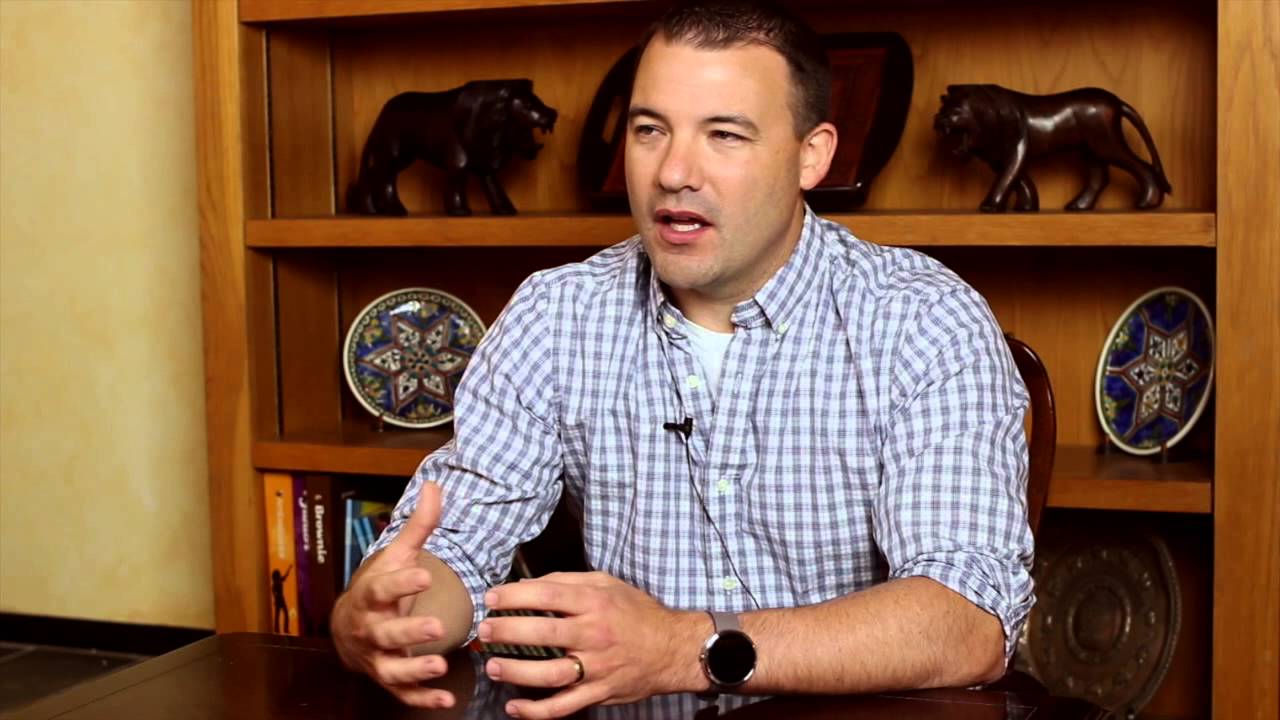 Jeff Utecht - Community Trumps Content - YouTube