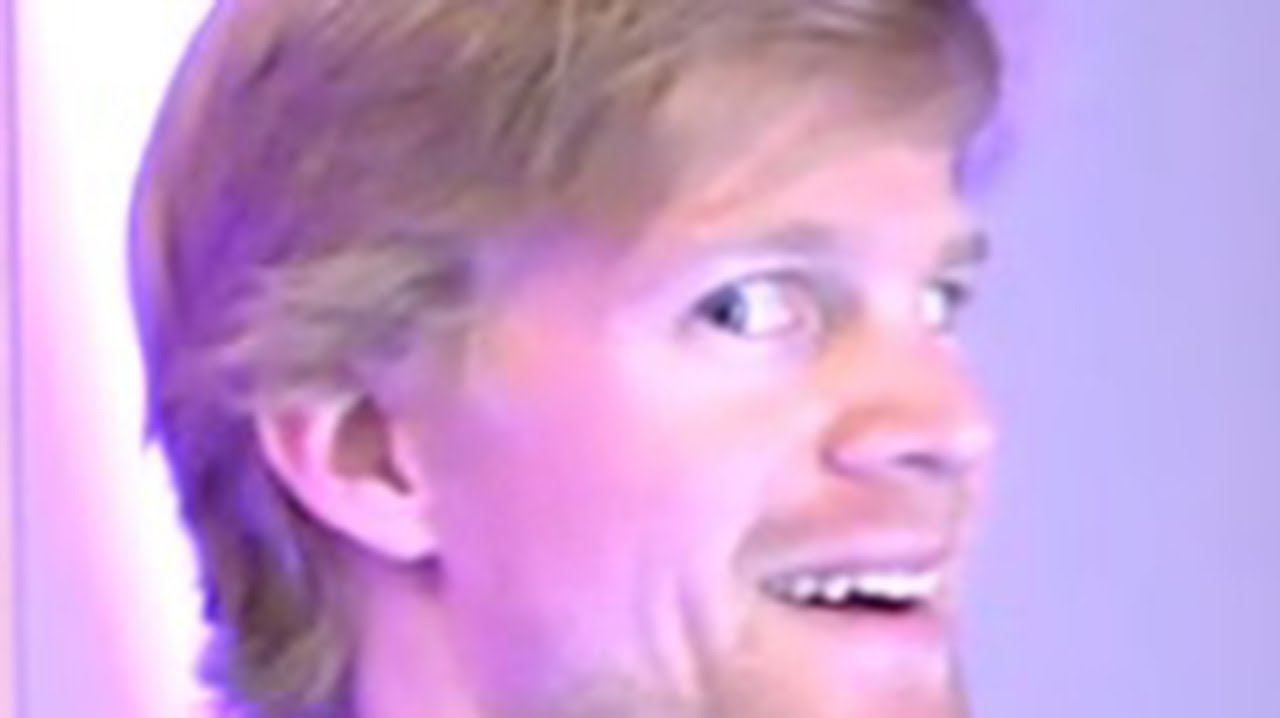 Drew Scanlon: Alpaca Fan - YouTube