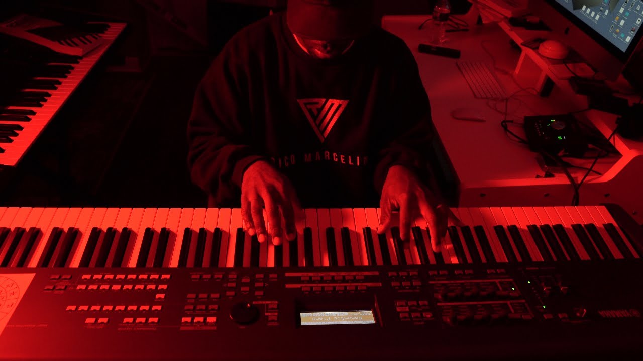 how to play simple trap melody arpeggios - YouTube