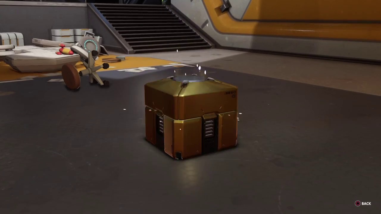 Overwatch golden loot box - YouTube