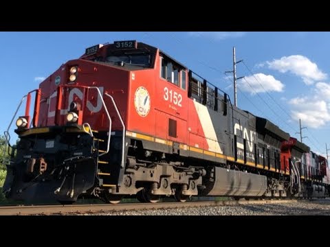 CN 3152 & CN 3229 @ South Haven - YouTube