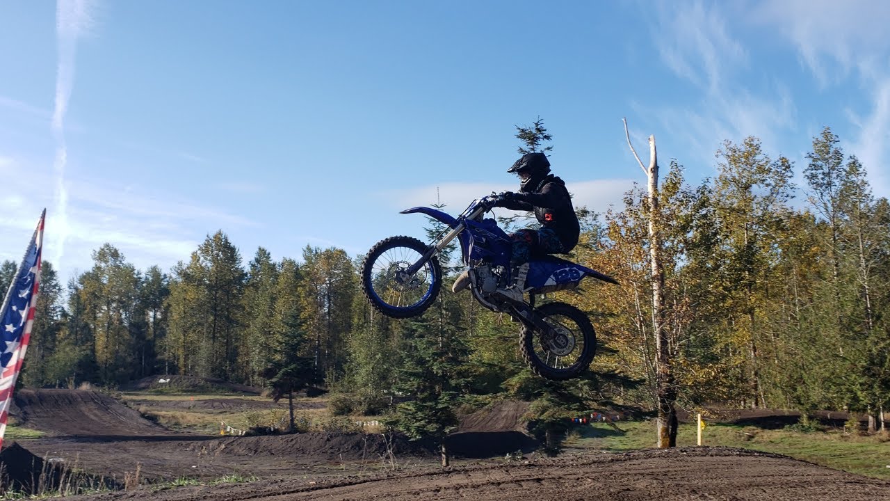 Flying high and taking chances at Riverdale MX, WA. - YouTube