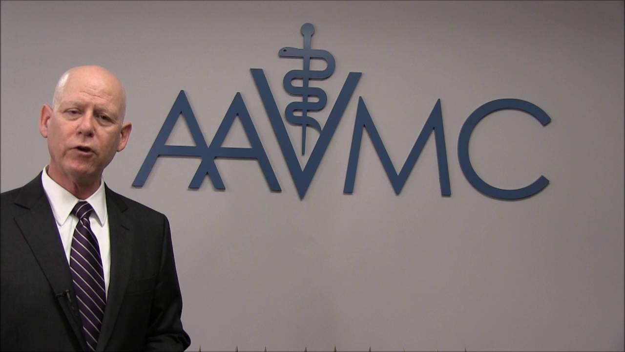 Vet Futures – a perspective from Dr Andrew Maccabe, AAVMC - YouTube