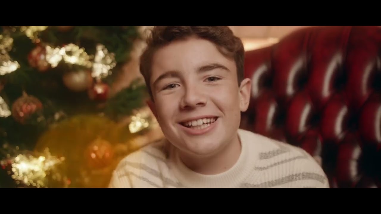 Zak - Christmas Time With You (Official Music Video) - YouTube