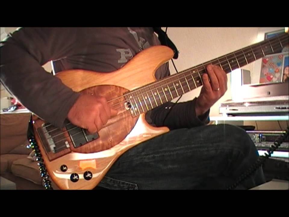 continuum (Jaco Pastorius) - YouTube
