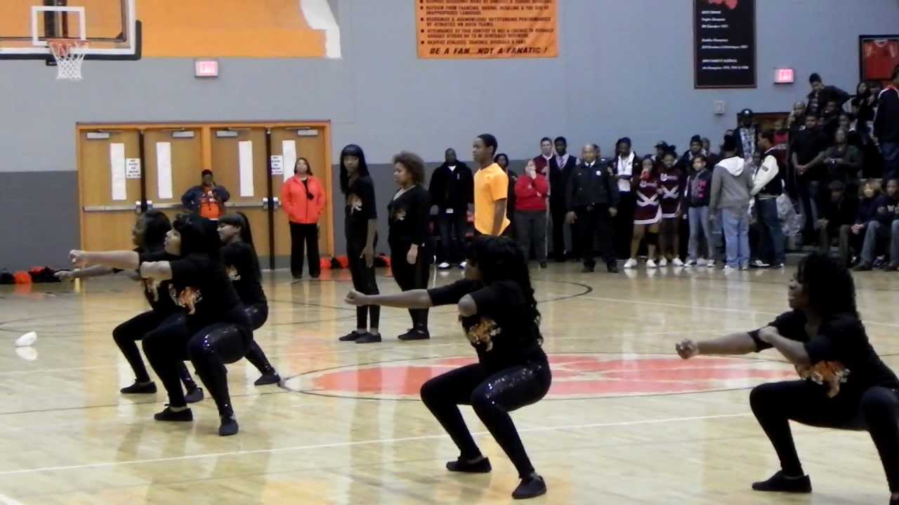 Withrow High School Dance Team Half Time 12-16-11 - YouTube