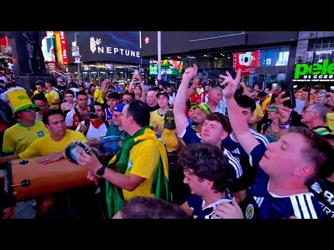 ⚽️ FIFA World Cup 26: Brazil & Scotland fans sing 'Imagine' in Times Square, New York City 🇧🇷🏴󠁧󠁢󠁳󠁣󠁴󠁿