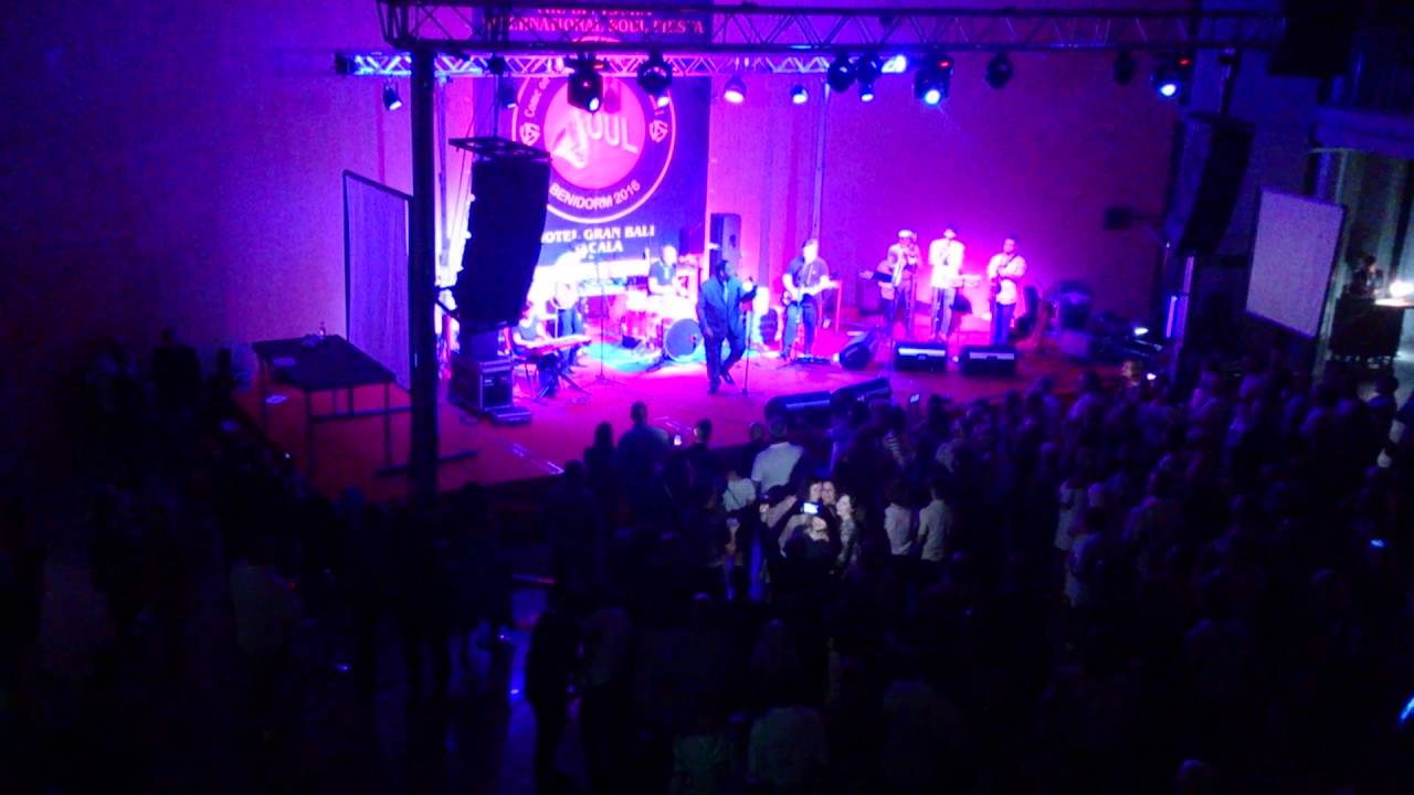 Ronnie Walker Sings "You've Got To Try Harder" - YouTube