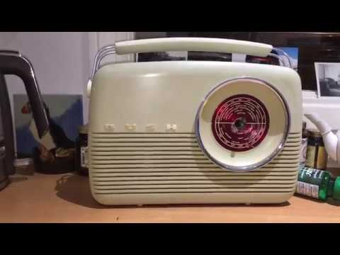Vintage 1959 Bush TR82C Radio - YouTube
